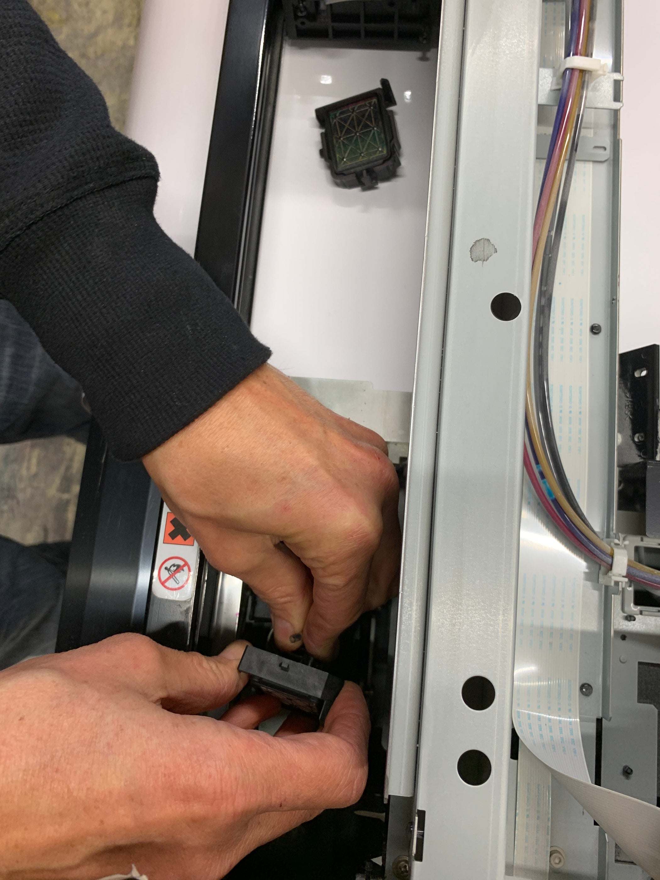 OEM Roland Cap Top for Roland Printers (Part# 6000007135) — Premier Colour